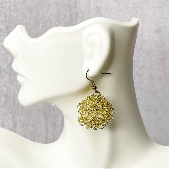 Jewelry | Vintage Gold Tone Wire Wrap Puff Dangle Earrings | Poshmark
